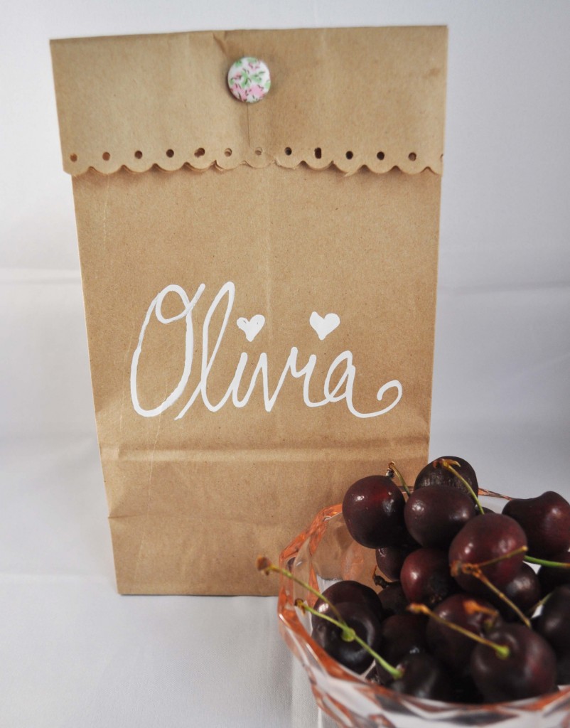 How to personalize lunch bags